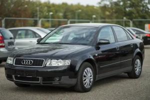 Melns Audi A4 2002 Liepāja, ar dzinēja tilpumu 2.00 L un nobraukumu 261 tūkst. km par 2750 €, foto  vietnē AUTOMOTO.COM.LV