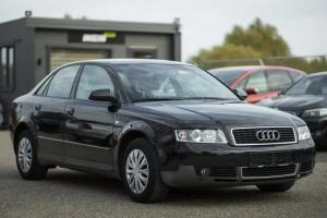 Melns Audi A4 2002 Liepāja, ar dzinēja tilpumu 2.00 L un nobraukumu 261 tūkst. km par 2750 €, foto 6 vietnē AUTOMOTO.COM.LV