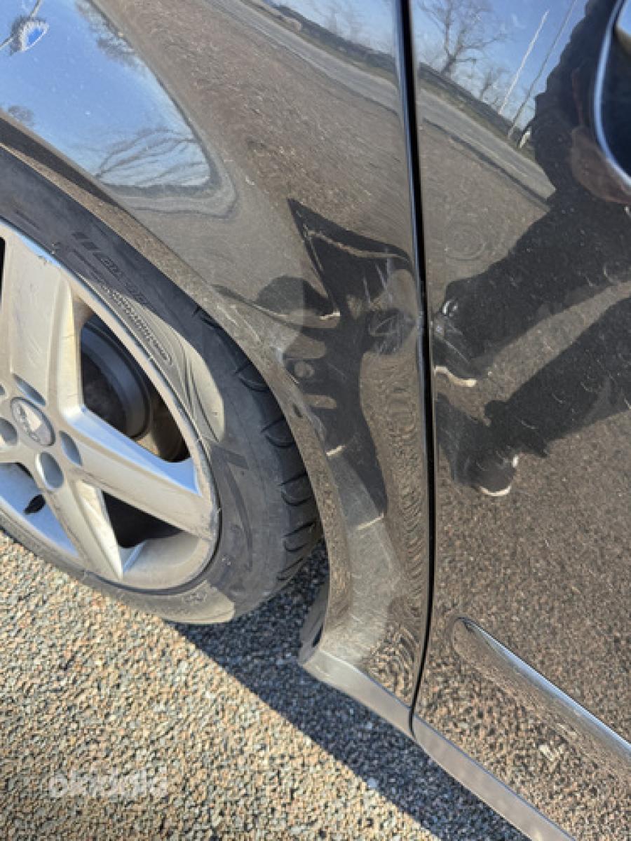 Melns Audi A4 2002 Kohtla-Jerve, ar dzinēja tilpumu 0.00 L un nobraukumu 280 tūkst. km par 2000 €, foto 10 vietnē AUTOMOTO.COM.LV