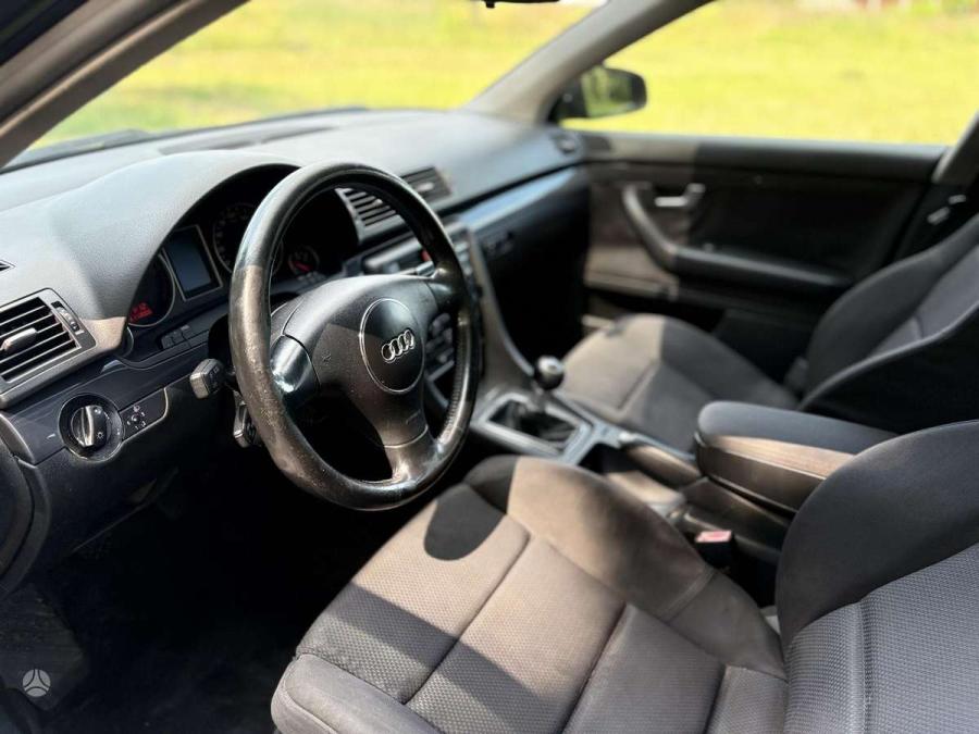 Black Audi A4 2002 in Vilnius, with an engine capacity of 1.90 L and mileage of 371 thousand km for 1350 €, photo 10 on AUTOMOTO.COM.LV