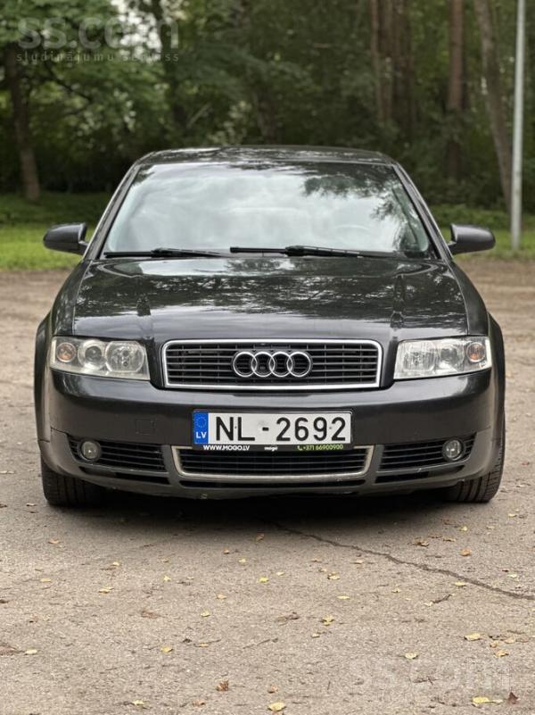 Черный Ауди А4 2002 в Рига, объемом двигателя 2.50 л и пробегом 0 тыс. км за 1390 €, фото 1 на AUTOMOTO.COM.LV