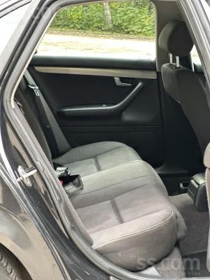 Melns Audi A4 2002 Rīga, ar dzinēja tilpumu 2.50 L un nobraukumu 0 tūkst. km par 1390 €, foto 15 vietnē AUTOMOTO.COM.LV