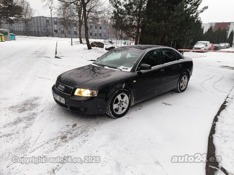 Melns Audi A4 2003 Tallina, ar dzinēja tilpumu 2.00 L un nobraukumu 210 tūkst. km par 1990 €, foto 8 vietnē AUTOMOTO.COM.LV