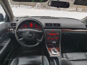 Melns Audi A4 2003 Tallina, ar dzinēja tilpumu 2.00 L un nobraukumu 210 tūkst. km par 1990 €, foto 9 vietnē AUTOMOTO.COM.LV