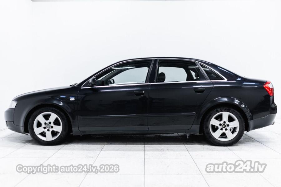 Black Audi A4 2003 in Tallinn, with an engine capacity of 2.00 L and mileage of 216 thousand km for 2999 €, photo 2 on AUTOMOTO.COM.LV