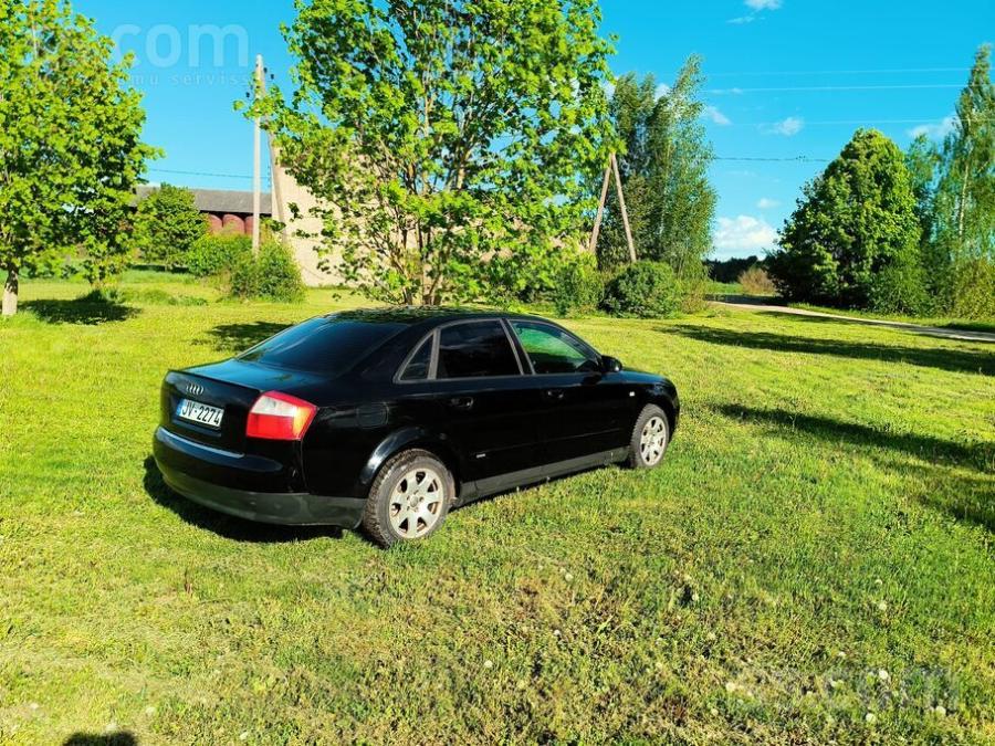 Melns Audi A4 2003 Jelgava, ar dzinēja tilpumu 1.90 L un nobraukumu 369 tūkst. km par 2000 €, foto 5 vietnē AUTOMOTO.COM.LV