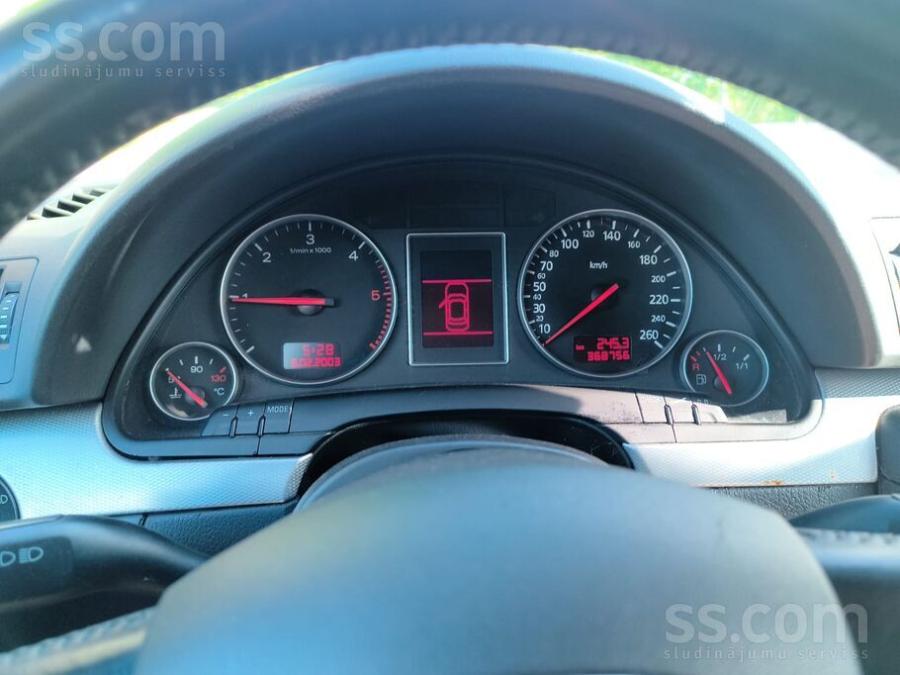 Melns Audi A4 2003 Jelgava, ar dzinēja tilpumu 1.90 L un nobraukumu 369 tūkst. km par 2000 €, foto 7 vietnē AUTOMOTO.COM.LV