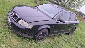 Black Audi A4 2003 in Moletai, with an engine capacity of 1.90 L and mileage of 400 thousand km for 600 €, photo 4 on AUTOMOTO.COM.LV