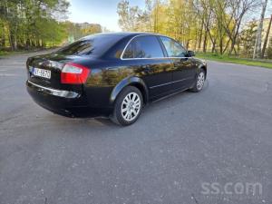Черный Ауди А4 2003 в Юрмала, объемом двигателя 1.90 л и пробегом 386 тыс. км за 500 €, фото 4 на AUTOMOTO.COM.LV