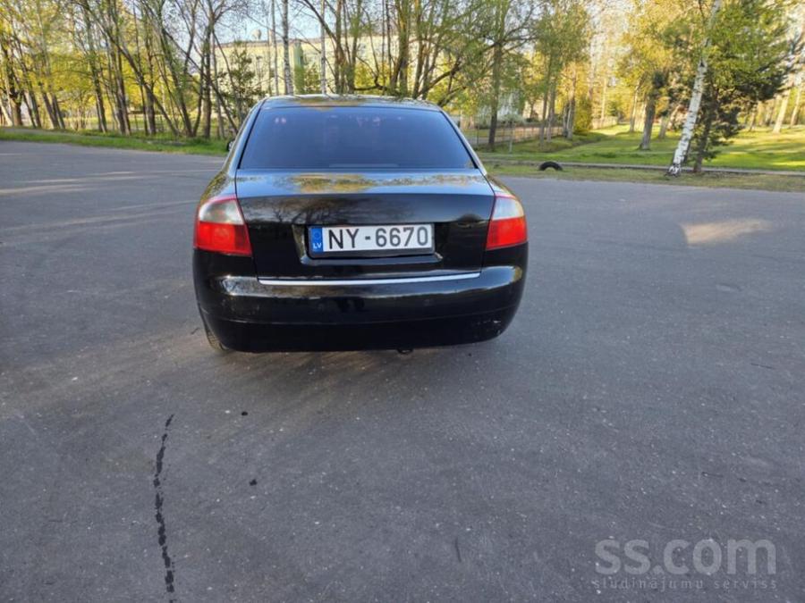 Черный Ауди А4 2003 в Юрмала, объемом двигателя 1.90 л и пробегом 386 тыс. км за 500 €, фото 5 на AUTOMOTO.COM.LV