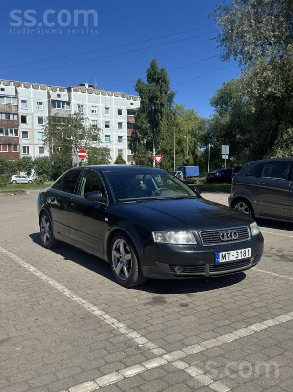 Черный Ауди А4 2003 в Рига, объемом двигателя 1.90 л и пробегом 453 тыс. км за 1950 €, фото 2 на AUTOMOTO.COM.LV