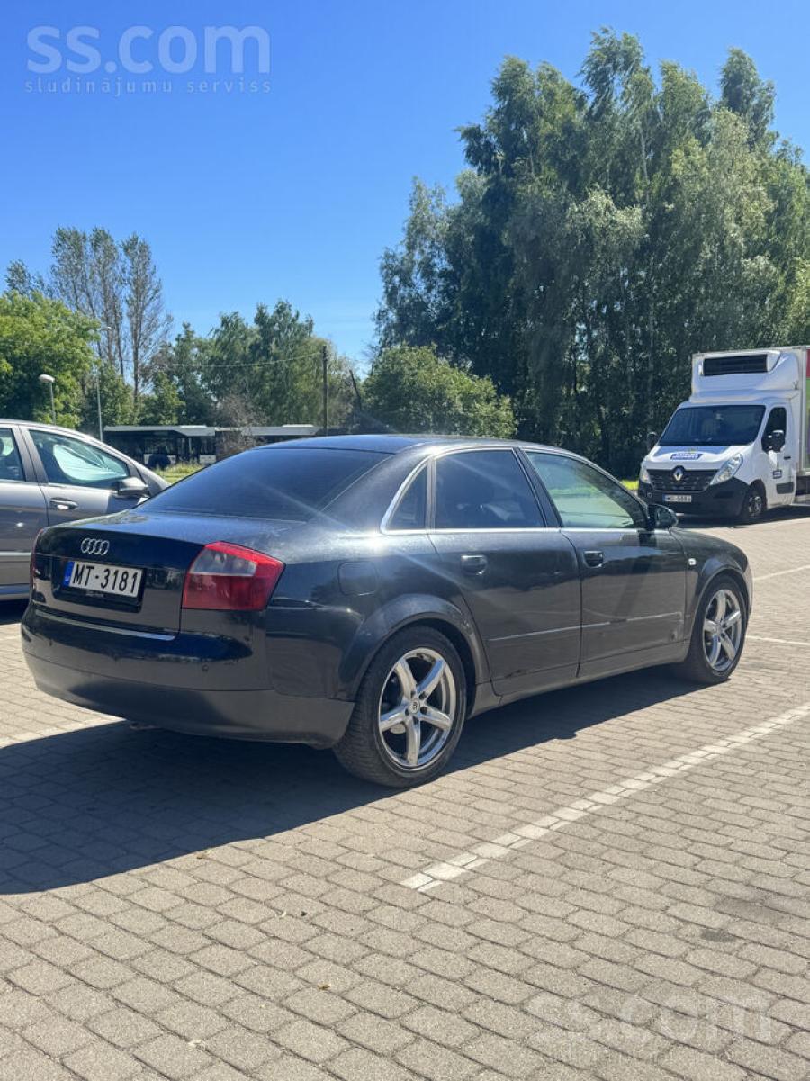 Melns Audi A4 2003 Rīga, ar dzinēja tilpumu 1.90 L un nobraukumu 453 tūkst. km par 1950 €, foto 4 vietnē AUTOMOTO.COM.LV
