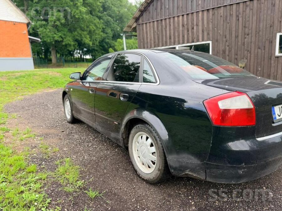 Black Audi A4 2003 in Valka, with an engine capacity of 1.90 L and mileage of 376 thousand km for 1650 €, photo 4 on AUTOMOTO.COM.LV