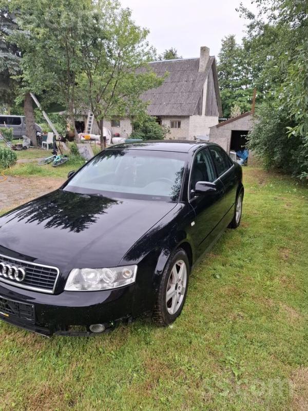 Melns Audi A4 2003 Rīga, ar dzinēja tilpumu 1.60 L un nobraukumu 353 tūkst. km par 800 €, foto 3 vietnē AUTOMOTO.COM.LV