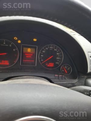 Melns Audi A4 2003 Rīga, ar dzinēja tilpumu 1.60 L un nobraukumu 353 tūkst. km par 800 €, foto 12 vietnē AUTOMOTO.COM.LV