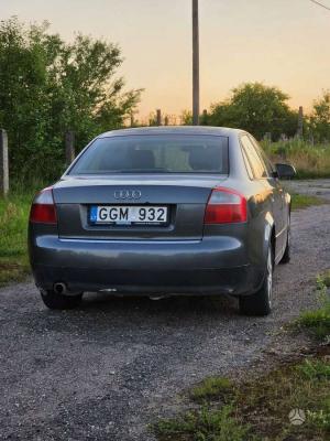 Melns Audi A4 2003 Viļņa, ar dzinēja tilpumu 2.00 L un nobraukumu 430 tūkst. km par 999 €, foto 5 vietnē AUTOMOTO.COM.LV