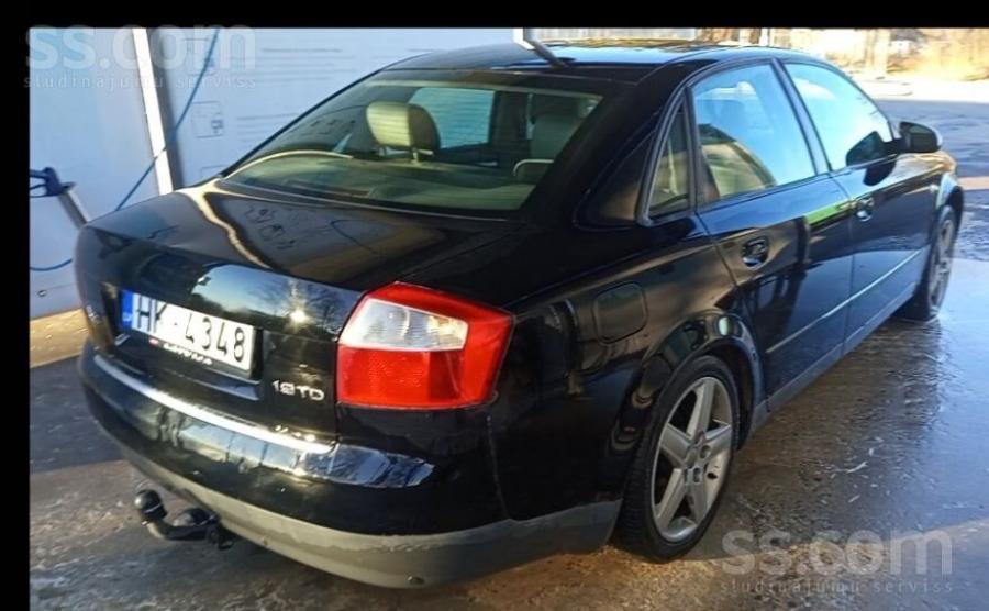 Black Audi A4 2003 in Riga, with an engine capacity of 1.90 L and mileage of 424 thousand km for 1500 €, photo 3 on AUTOMOTO.COM.LV