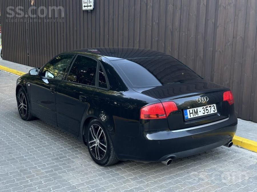 Black Audi A4 2004 in Riga, with an engine capacity of 2.00 L and mileage of 276 thousand km for 2490 €, photo 6 on AUTOMOTO.COM.LV
