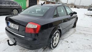 Melns Audi A4 2004 Daugavpils, ar dzinēja tilpumu 1.90 L un nobraukumu 417 tūkst. km par 1350 €, foto 4 vietnē AUTOMOTO.COM.LV