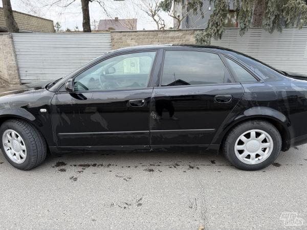 Melns Audi A4 2004 Kauņa, ar dzinēja tilpumu 1.60 L un nobraukumu 343 tūkst. km par 1750 €, foto 8 vietnē AUTOMOTO.COM.LV