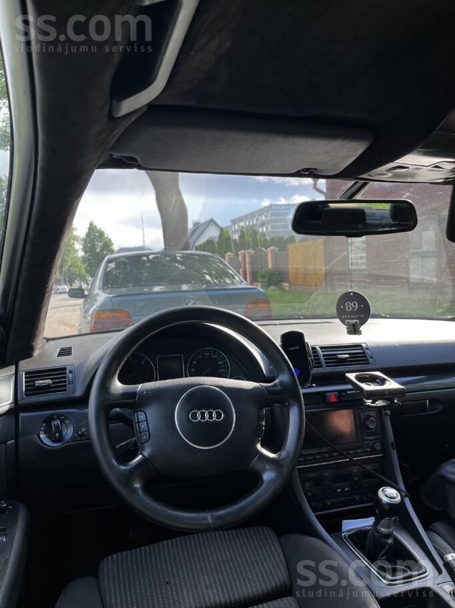 Melns Audi A4 2004 Daugavpils, ar dzinēja tilpumu 1.90 L un nobraukumu 0 tūkst. km par 1700 €, foto 5 vietnē AUTOMOTO.COM.LV