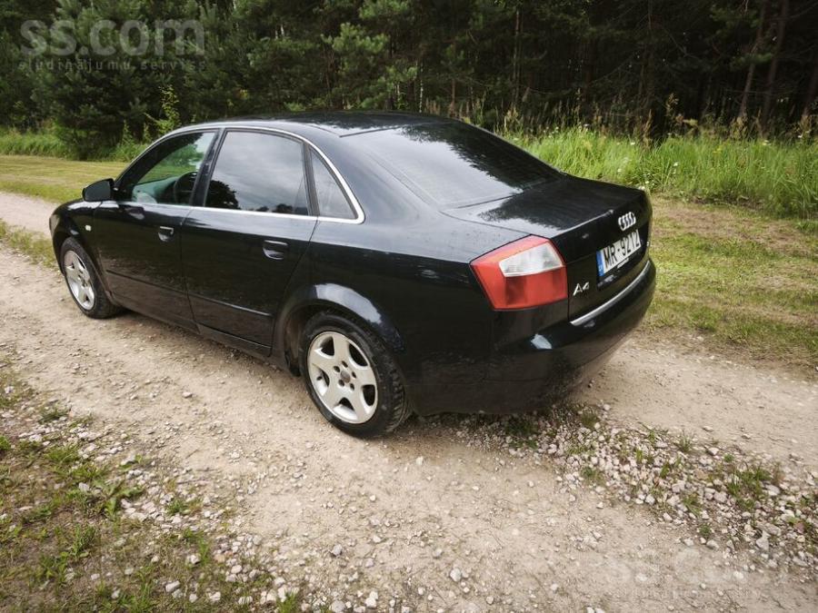 Black Audi A4 2004 in Bauska, with an engine capacity of 2.50 L and mileage of 427 thousand km for 1000 €, photo 3 on AUTOMOTO.COM.LV