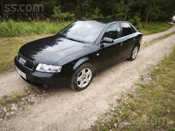 Black Audi A4 2004 in Bauska, with an engine capacity of 2.50 L and mileage of 427 thousand km for 1000 €, photo 4 on AUTOMOTO.COM.LV