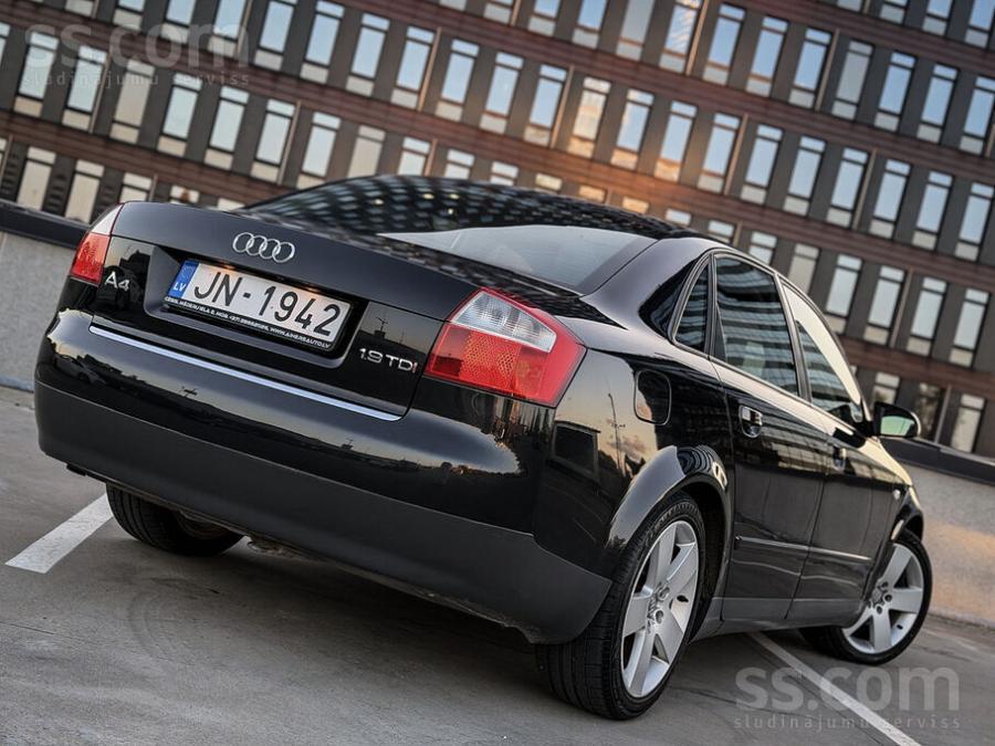 Black Audi A4 2004 in Riga, with an engine capacity of 1.90 L and mileage of 351 thousand km for 1790 €, photo 7 on AUTOMOTO.COM.LV