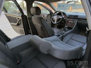 Black Audi A4 2004 in Riga, with an engine capacity of 1.90 L and mileage of 351 thousand km for 1790 €, photo 10 on AUTOMOTO.COM.LV
