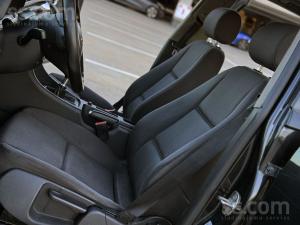 Black Audi A4 2004 in Riga, with an engine capacity of 1.90 L and mileage of 351 thousand km for 1790 €, photo 11 on AUTOMOTO.COM.LV