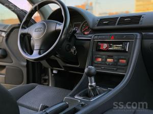 Black Audi A4 2004 in Riga, with an engine capacity of 1.90 L and mileage of 351 thousand km for 1790 €, photo 15 on AUTOMOTO.COM.LV