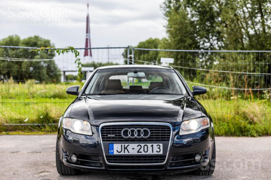 Melns Audi A4 2004 Rīga, ar dzinēja tilpumu 3.00 L un nobraukumu 312 tūkst. km par 3790 €, foto 4 vietnē AUTOMOTO.COM.LV
