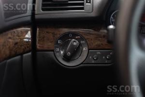 Melns Audi A4 2004 Rīga, ar dzinēja tilpumu 3.00 L un nobraukumu 312 tūkst. km par 3790 €, foto 17 vietnē AUTOMOTO.COM.LV