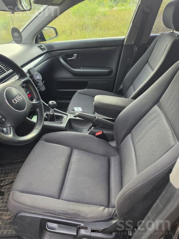 Melns Audi A4 2004 Daugavpils, ar dzinēja tilpumu 2.50 L un nobraukumu 339 tūkst. km par 1250 €, foto 6 vietnē AUTOMOTO.COM.LV