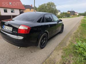 Black Audi A4 2004 in Daugavpils, with an engine capacity of 2.50 L and mileage of 339 thousand km for 1250 €, photo 11 on AUTOMOTO.COM.LV
