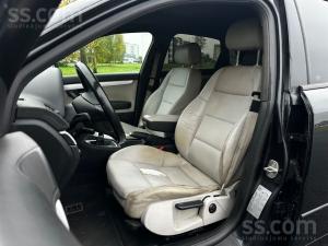 Melns Audi A4 2004 Jelgava, ar dzinēja tilpumu 1.90 L un nobraukumu 0 tūkst. km par 1750 €, foto 11 vietnē AUTOMOTO.COM.LV
