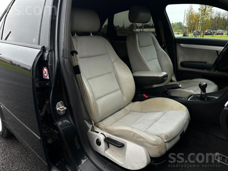 Melns Audi A4 2004 Jelgava, ar dzinēja tilpumu 1.90 L un nobraukumu 0 tūkst. km par 1750 €, foto 13 vietnē AUTOMOTO.COM.LV