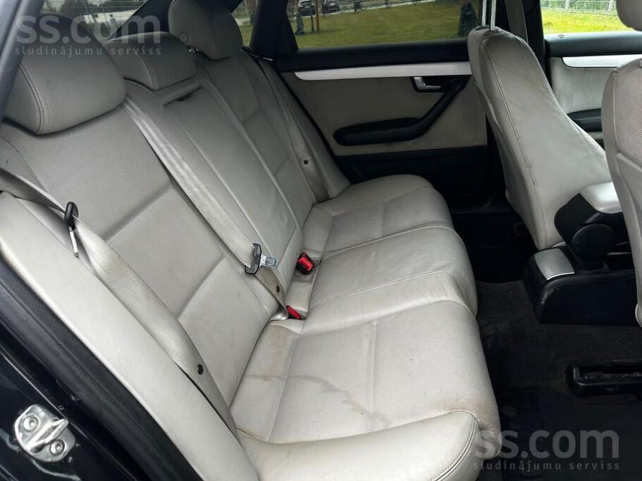 Melns Audi A4 2004 Jelgava, ar dzinēja tilpumu 1.90 L un nobraukumu 0 tūkst. km par 1750 €, foto 16 vietnē AUTOMOTO.COM.LV