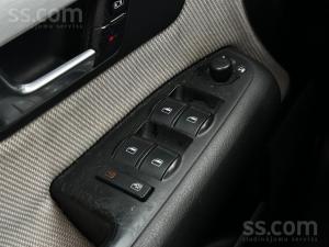 Melns Audi A4 2004 Jelgava, ar dzinēja tilpumu 1.90 L un nobraukumu 0 tūkst. km par 1750 €, foto 19 vietnē AUTOMOTO.COM.LV