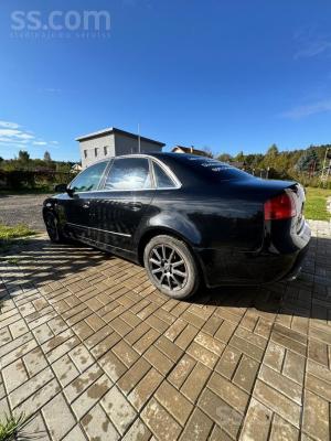 Melns Audi A4 2005 Rīga, ar dzinēja tilpumu 2.00 L un nobraukumu 394 tūkst. km par 2200 €, foto 3 vietnē AUTOMOTO.COM.LV