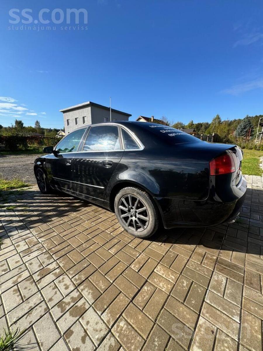 Melns Audi A4 2005 Rīga, ar dzinēja tilpumu 2.00 L un nobraukumu 394 tūkst. km par 2200 €, foto 3 vietnē AUTOMOTO.COM.LV