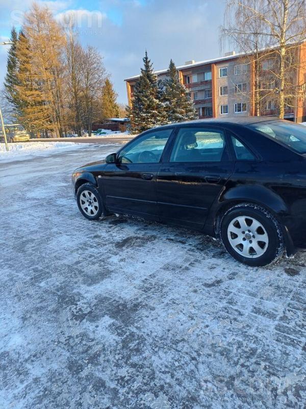 Melns Audi A4 2005 Tukums, ar dzinēja tilpumu 1.90 L un nobraukumu 0 tūkst. km par 1550 €, foto 4 vietnē AUTOMOTO.COM.LV