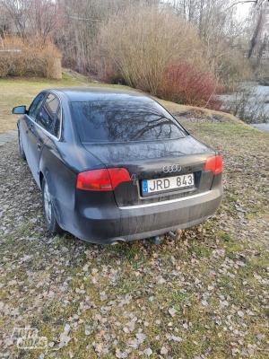 Black Audi A4 2005 in Kaunas, with an engine capacity of 3.00 L and mileage of 402 thousand km for 1650 €, photo 4 on AUTOMOTO.COM.LV