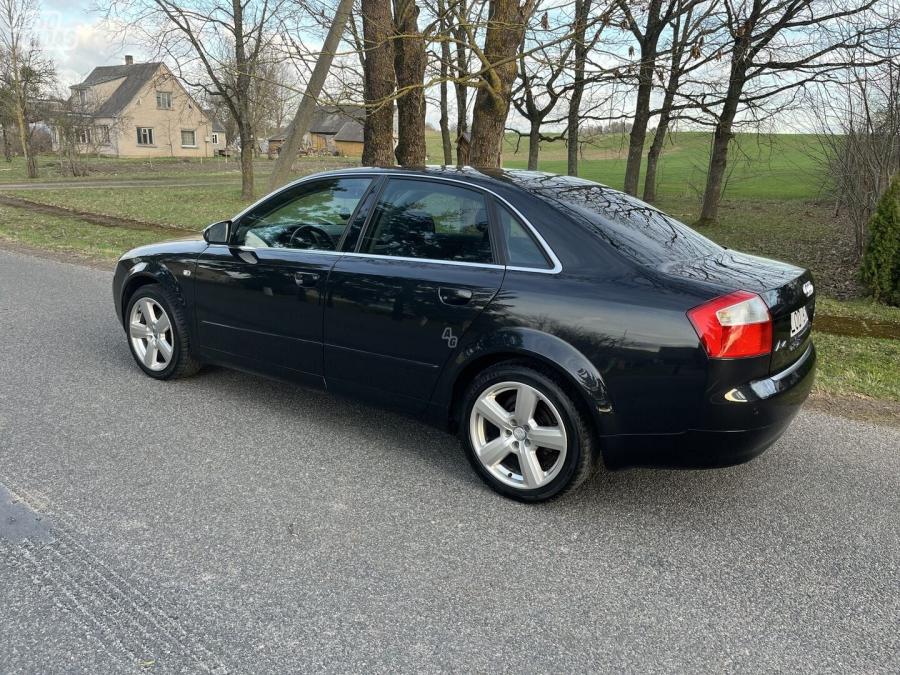 Black Audi A4 2005 in Prienai, with an engine capacity of 1.90 L and mileage of 319 thousand km for 2950 €, photo 4 on AUTOMOTO.COM.LV