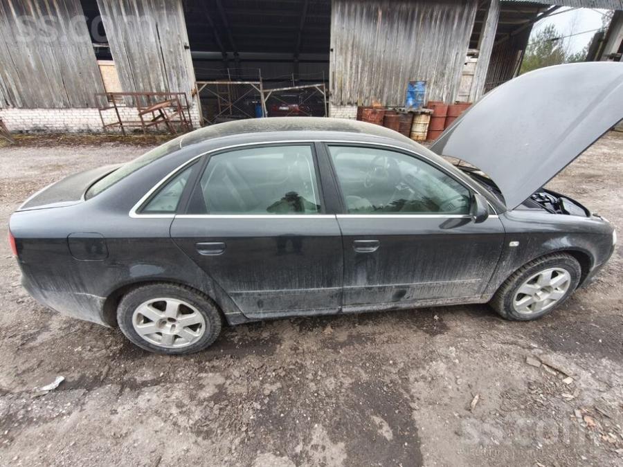 Black Audi A4 2005 in Limbazi, with an engine capacity of 2.00 L and mileage of 356 thousand km for 2000 €, photo 5 on AUTOMOTO.COM.LV