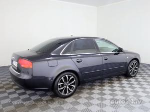 Черный Ауди А4 2005 в Таллин, объемом двигателя 2.00 л и пробегом 328 тыс. км за 2299 €, фото 4 на AUTOMOTO.COM.LV