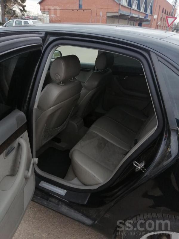 Black Audi A4 2005 in Aizkraukle, with an engine capacity of 1.90 L and mileage of 424 thousand km for 2995 €, photo 5 on AUTOMOTO.COM.LV