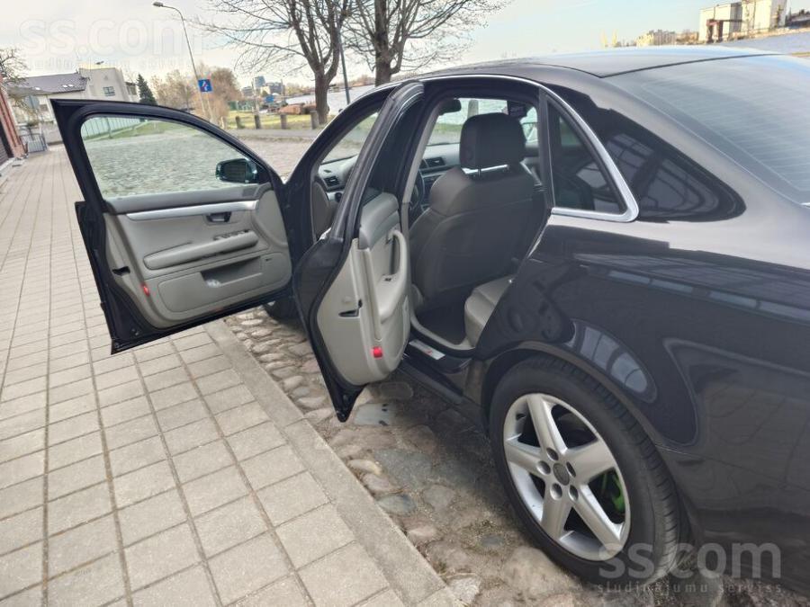 Черный Ауди А4 2005 в Рига, объемом двигателя 2.50 л и пробегом 272 тыс. км за 3900 €, фото 22 на AUTOMOTO.COM.LV