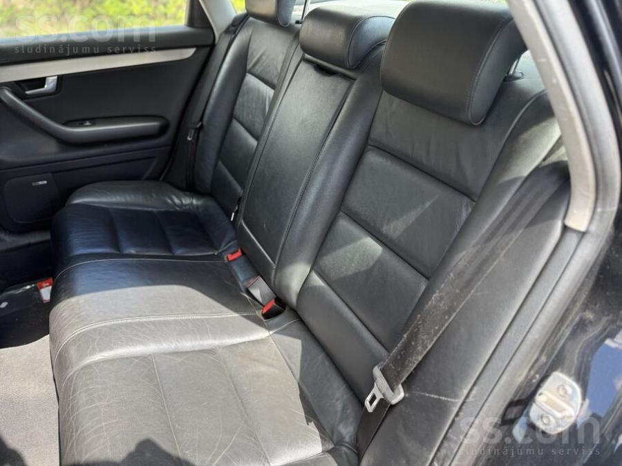 Melns Audi A4 2005 Kuldīga, ar dzinēja tilpumu 3.00 L un nobraukumu 400 tūkst. km par 2400 €, foto 9 vietnē AUTOMOTO.COM.LV