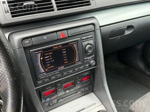 Black Audi A4 2005 in Riga, with an engine capacity of 2.50 L and mileage of 398 thousand km for 1990 €, photo 11 on AUTOMOTO.COM.LV